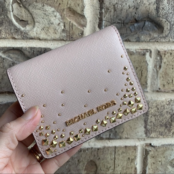 Michael Kors | Bags | Nwt Michaelkors Flap Card Holder Wallet In Ballet ...